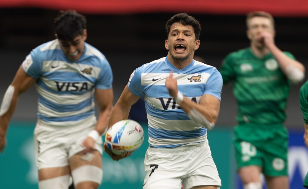 LAUTARO BAZÁN VÉLEZ TOMÓ UN NUEVO CAMINO - UAR